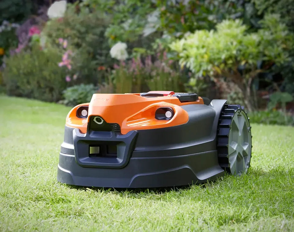 Pas de câbles, pas de soucis : comment les tondeuses robotisées ...